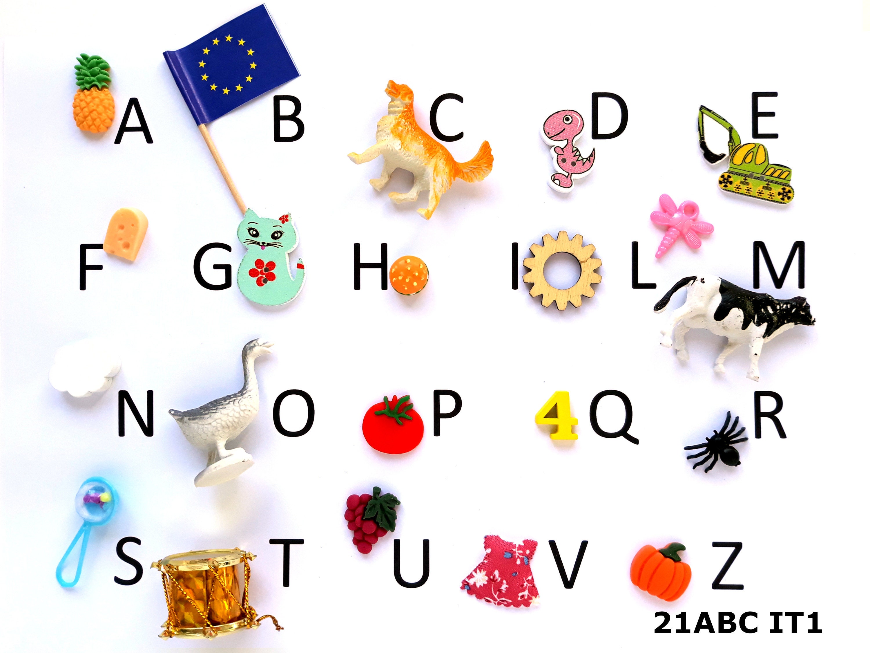 ABC 26 Objetos para abecedario Montessori objetos de | Etsy