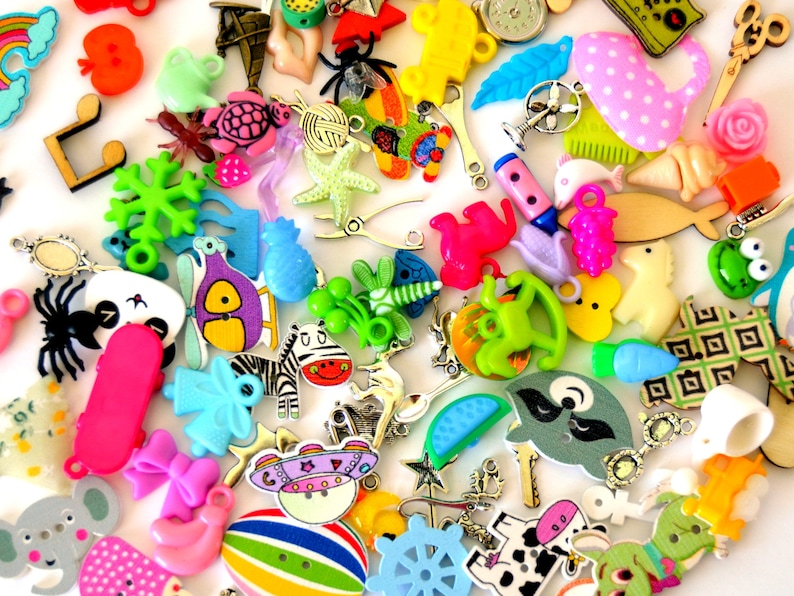 Mix of 50 I Spy Trinkets Objects Miniatures. Best Selling | Etsy