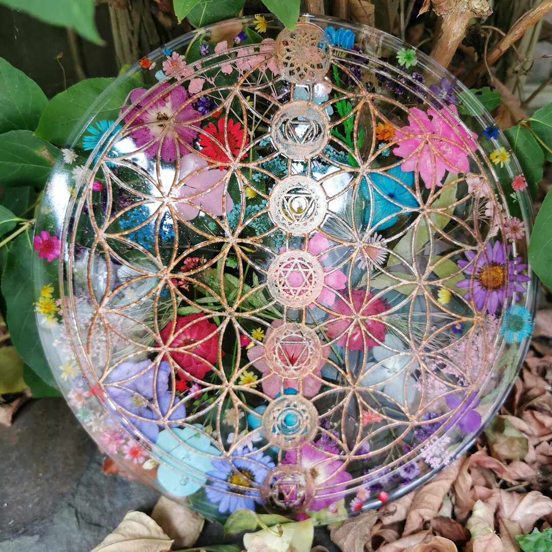CRYSTAL CHARGING GRID, Floral Altar Board, Sacred Geometry Chakras ...