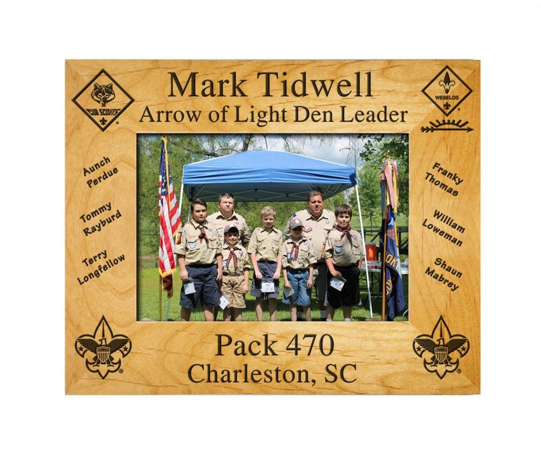 Arrow of Light Den Leader Plaque Frame - Cub Scout and AOL Emblem ...
