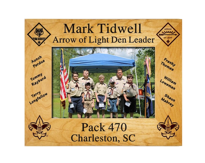 Arrow of Light Den Leader Plaque Frame - Cub Scout and AOL Emblem ...