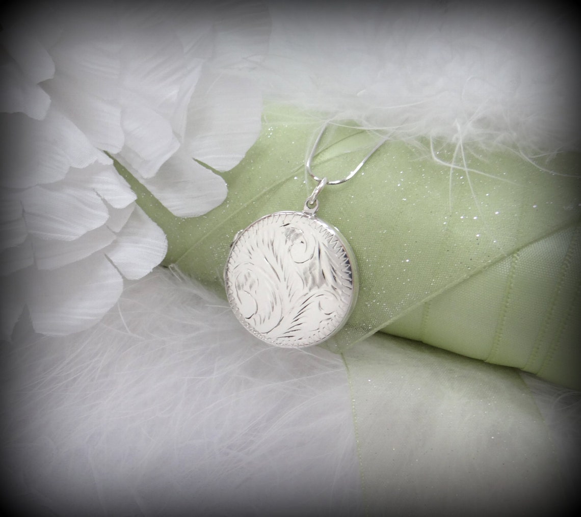 Locket in Sterling Silver 2 Photo Locket Engraved Design - Etsy