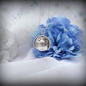 6 Photo Locket for 3 Photos, 4 Photos, 5 Photos, 6 Pictures in Locket ...