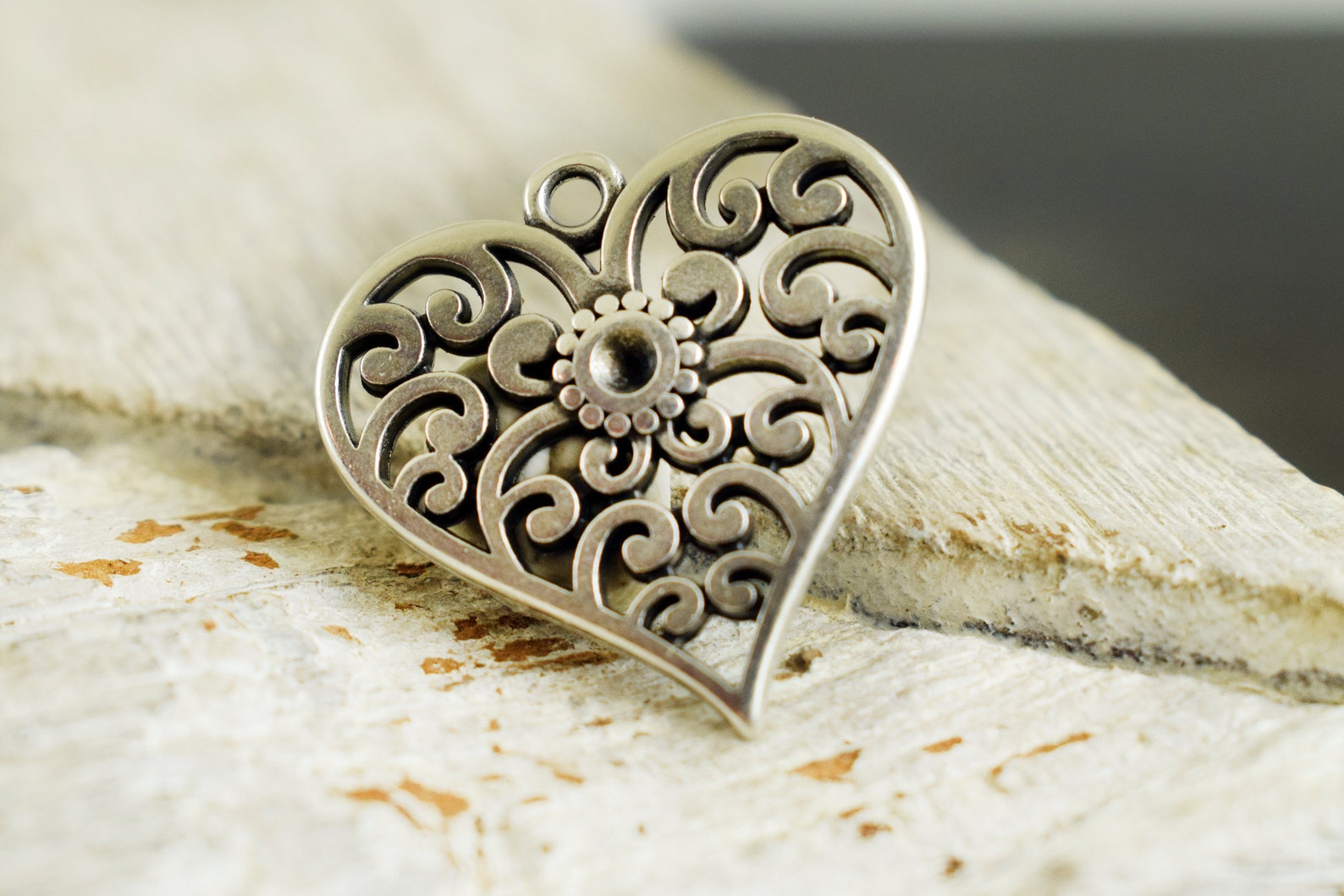 Heart Filigree Pendant 24mm Antique Silver Heart Charm With - Etsy
