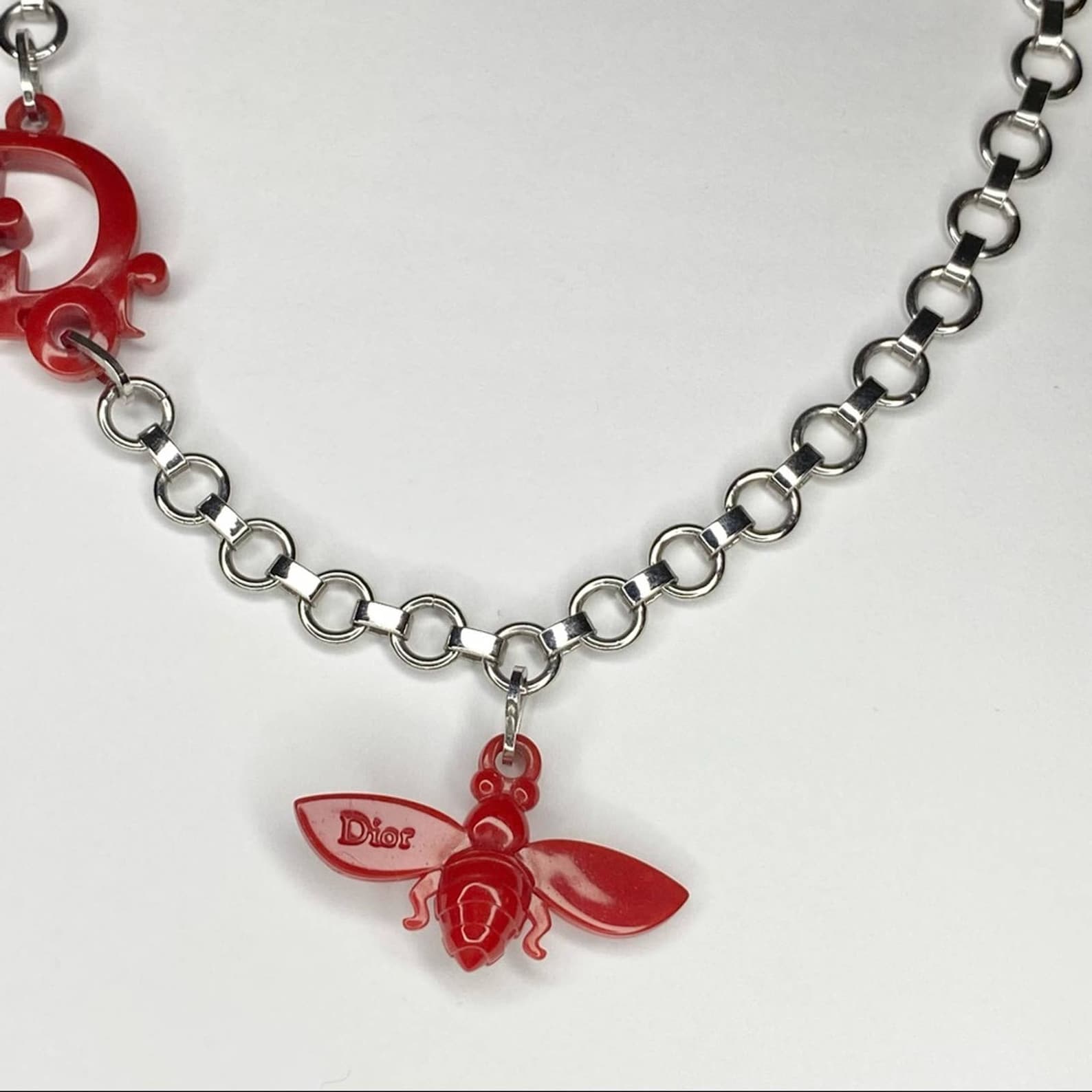 VTG Christian Dior Silver Chain Link Red Acrylic Bee Charm Logo Choker ...
