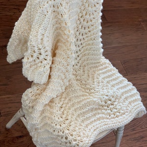 Knitting Pattern - Chunky Knit Blanket //the Wave// Chunky Throw ...