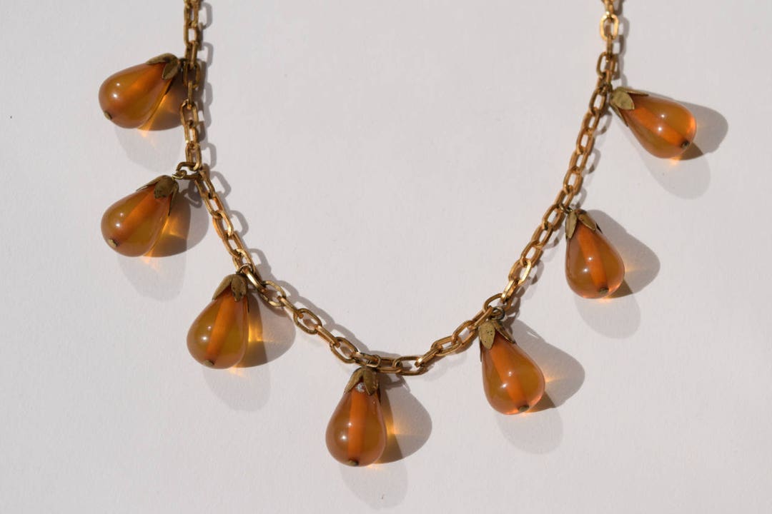 Bakelite Necklace Vintage Apple Juice Bakelite Teardrops and Brass ...