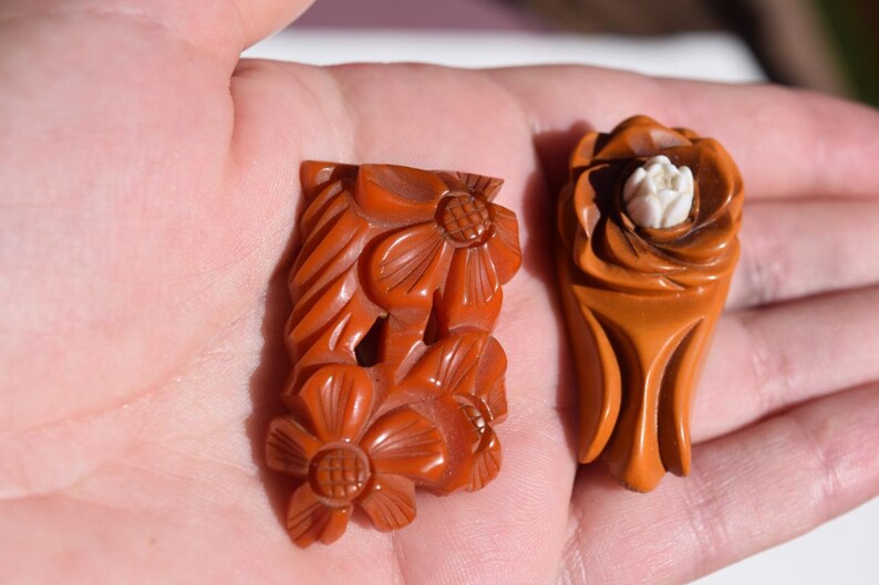Bakelite Dress Clips Heavily Carved Mismatched Two Pieces With Floral ...