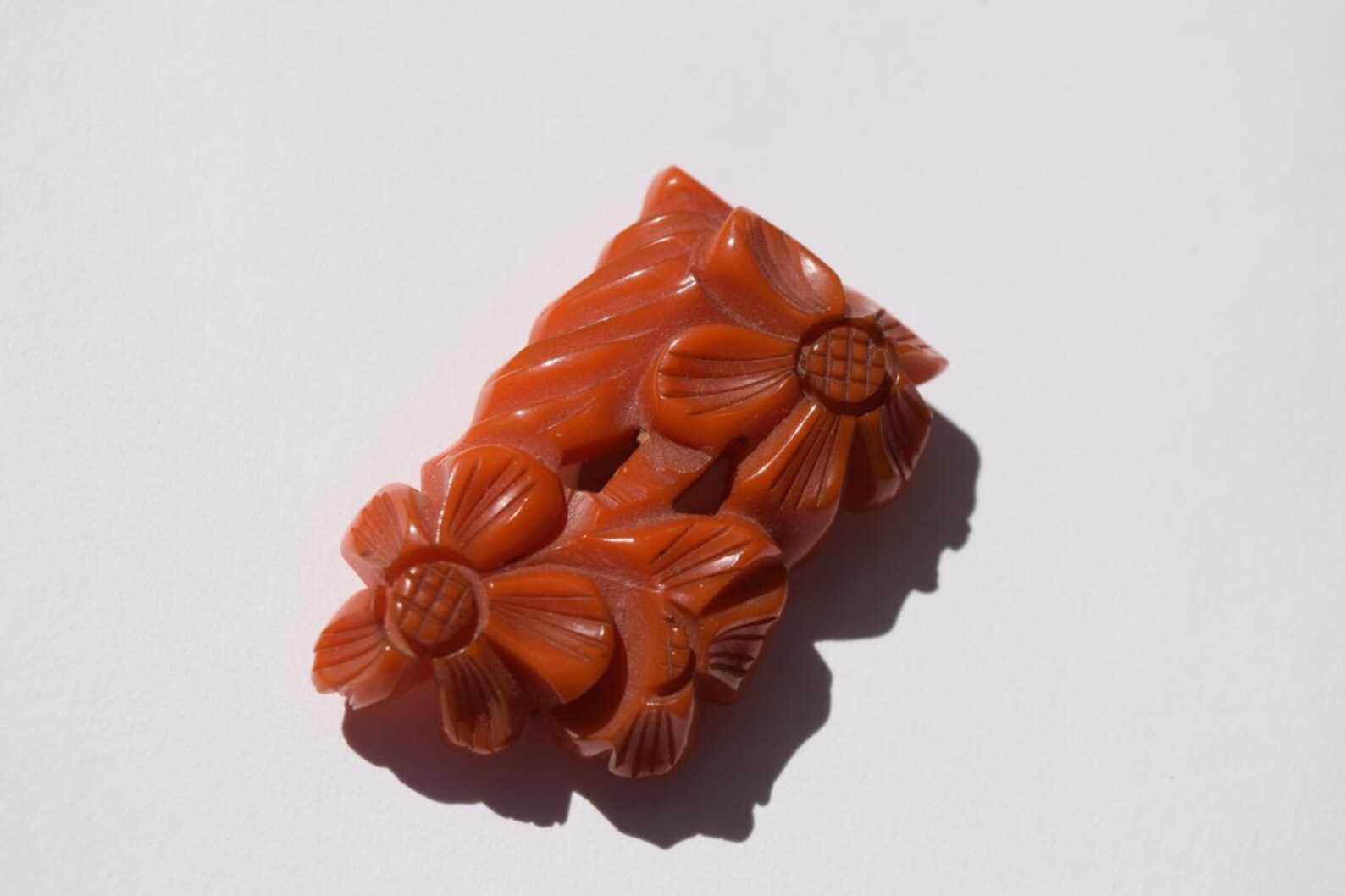 Bakelite Dress Clips Heavily Carved Mismatched Two Pieces With Floral ...