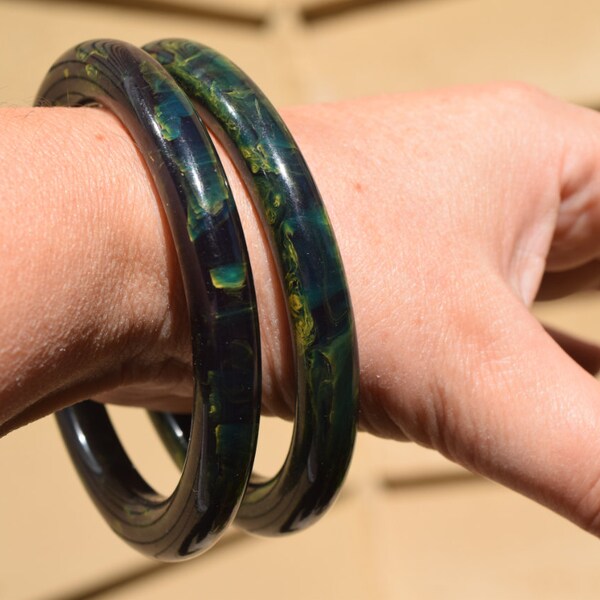 Blue Bakelite - Etsy