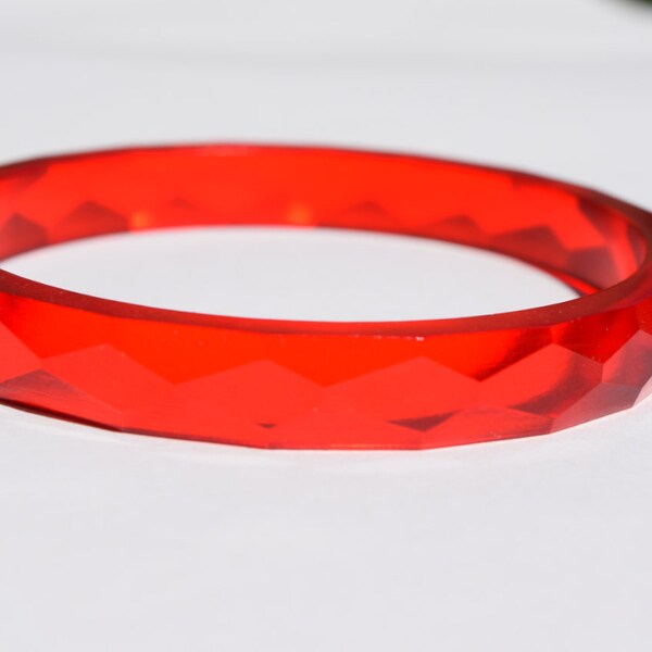 Prystal Bakelite - Etsy