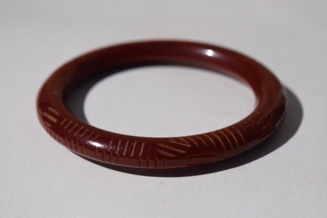 Vintage Bakelite Bracelet Carving in Tribal/slash Carved Design Bangle ...