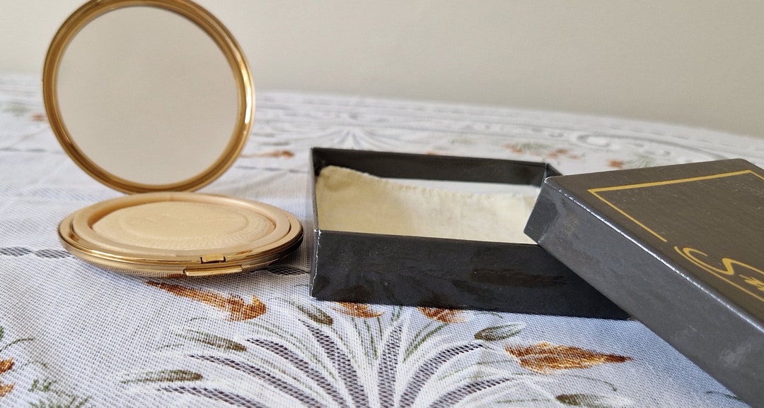 Vintage Gold Stratton Mirror Compact, Vintage Stratton Compacts - Etsy