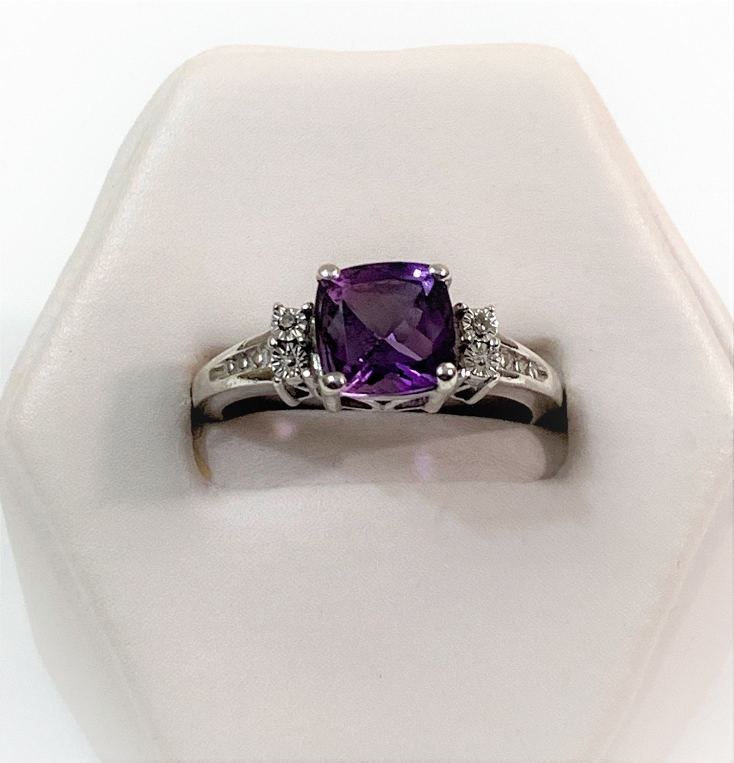 Cushion Cut Deep Purple Amethyst Ring, 1.60 Carats, mm, Diamond Accents ...