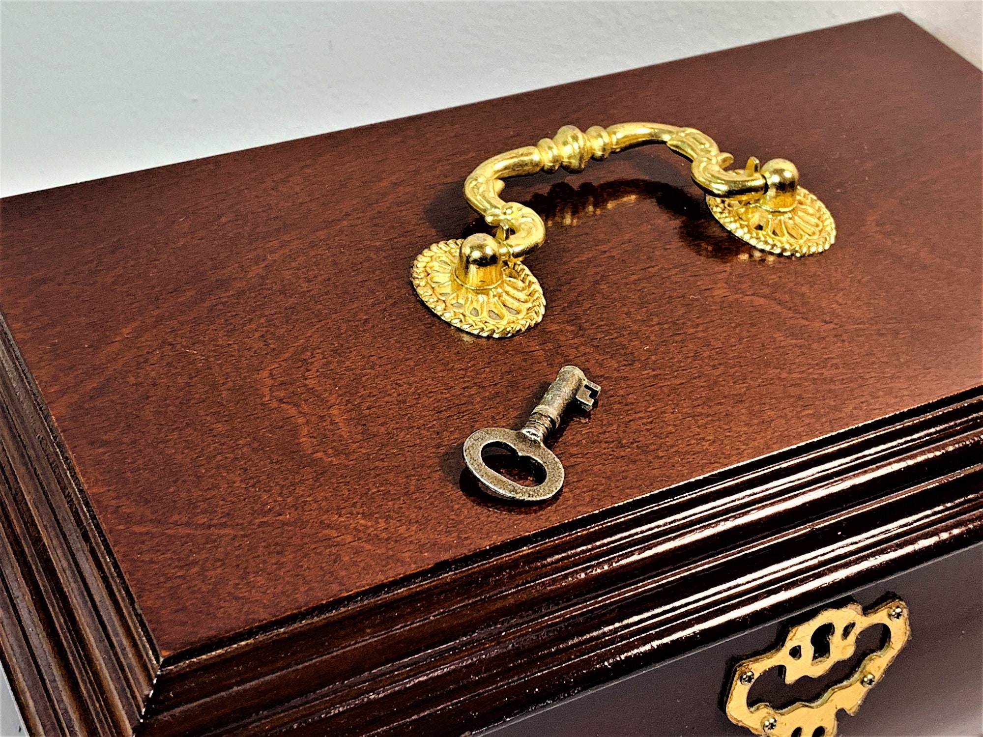 Jewelry Box Key Lock at Marion Akers blog