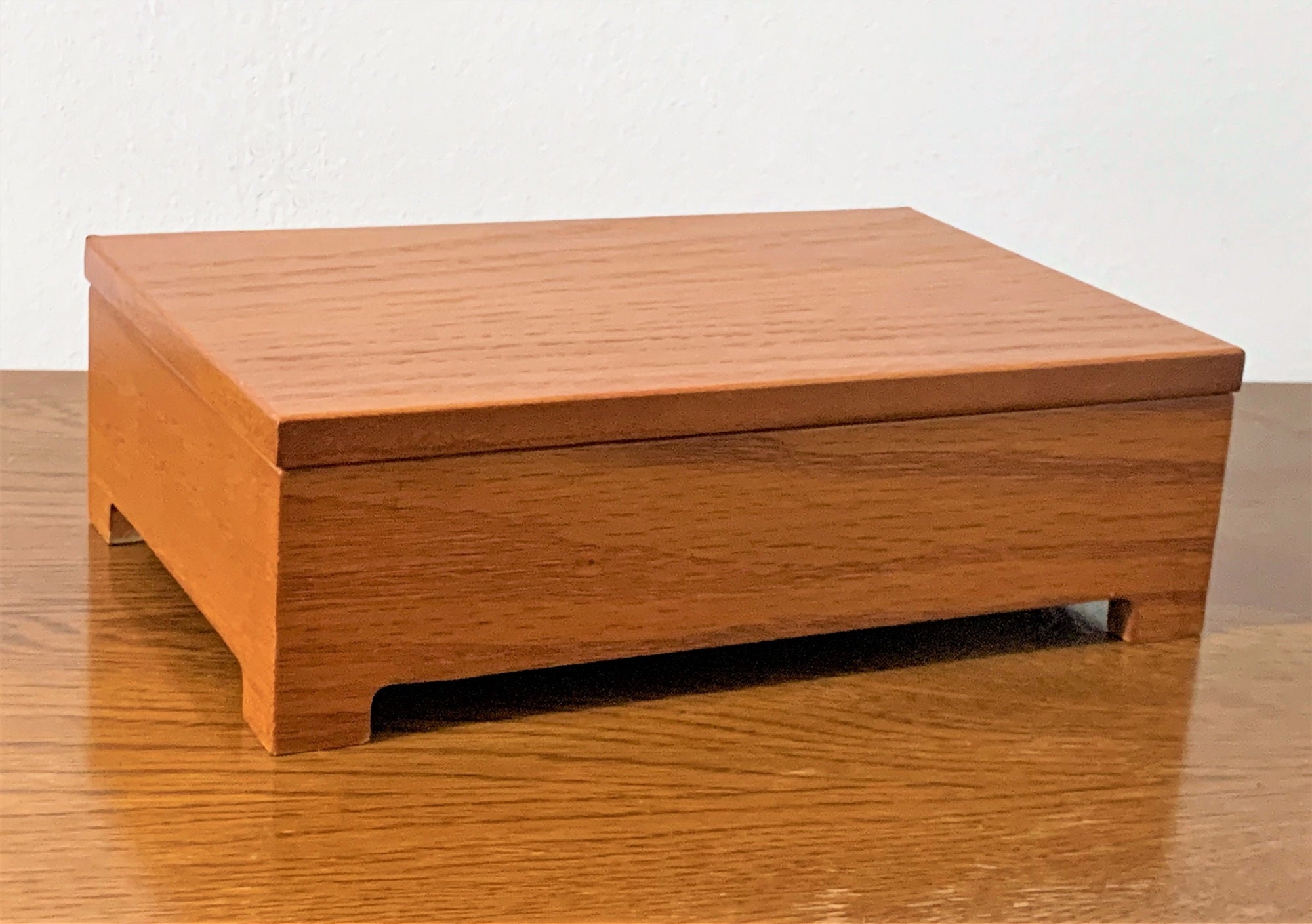 Solid Oak Small Jewelry Box, Hinged Lid With Mirror on the Inside ...