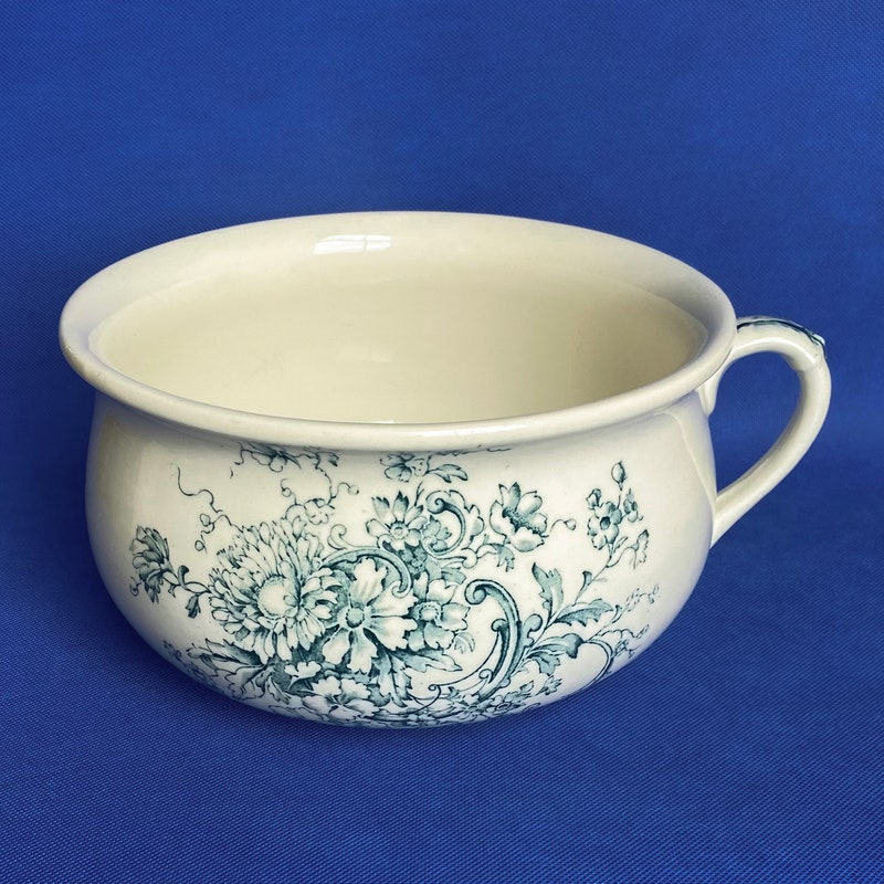 Antique Chamber Pot - Etsy