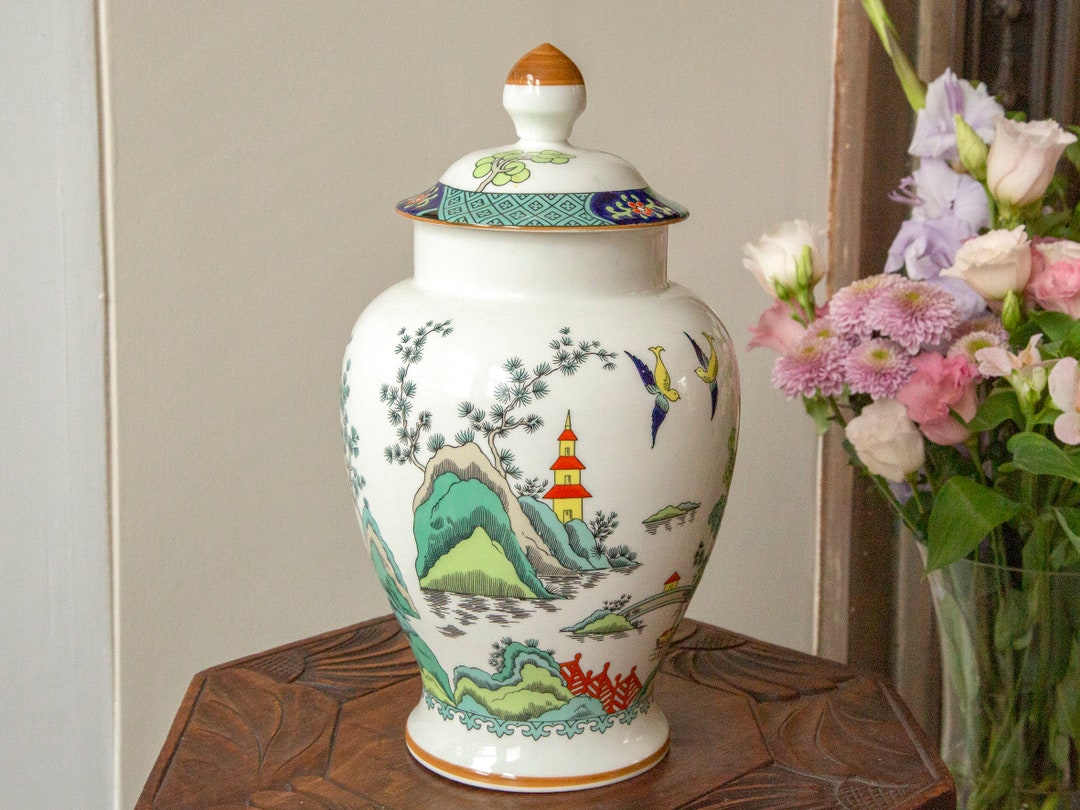 Coalport 'chinese Willow' Pattern Urn: Hand-painted Pagodas, Birds ...