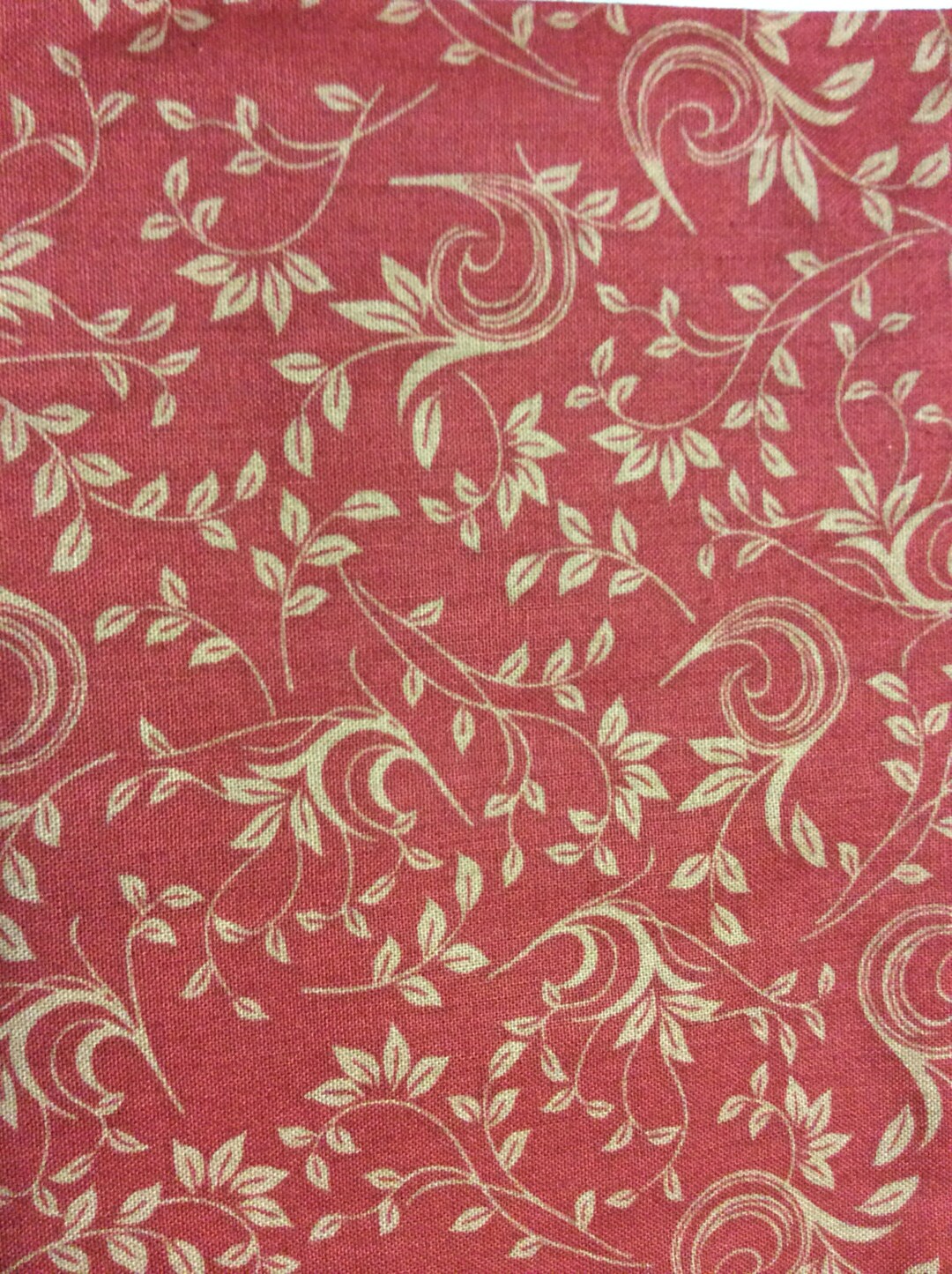 RTC Fabrics Rust With Tan Scrolling Flowers and Leaves 100% Cotton ...