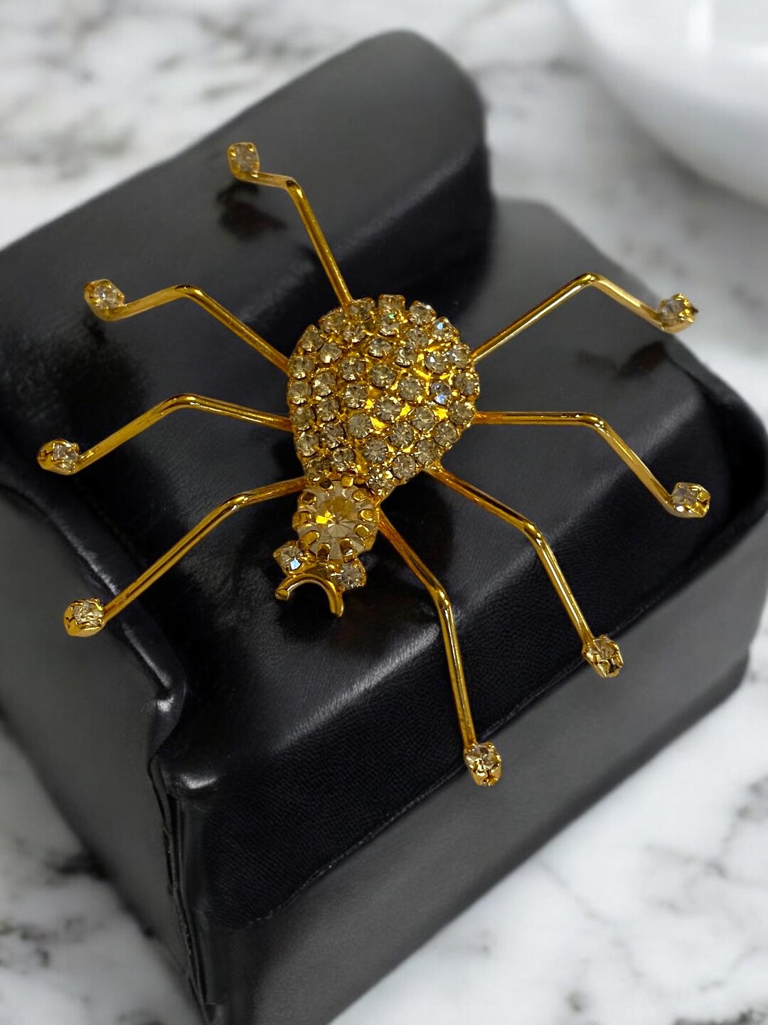 Vintage Spider Shoulder Pin Large Gold Rhinestone Crystal 2” Brooch! - Etsy