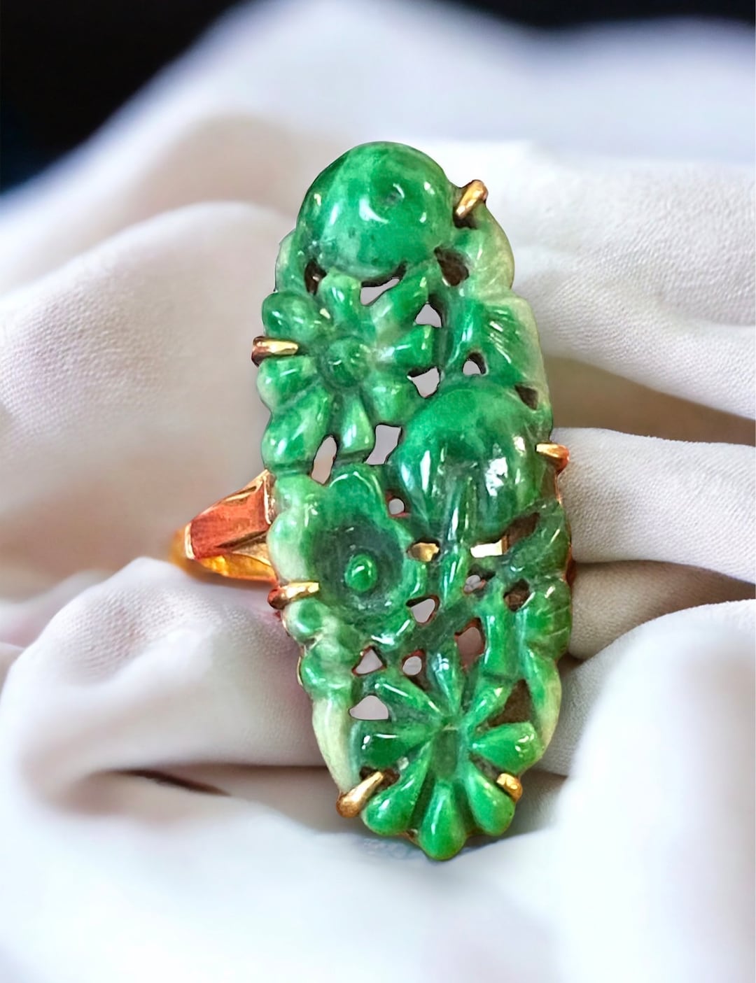Rare Antique 1920’s 18k Yellow Gold Large Oval Carved Jade Flower Ring ...