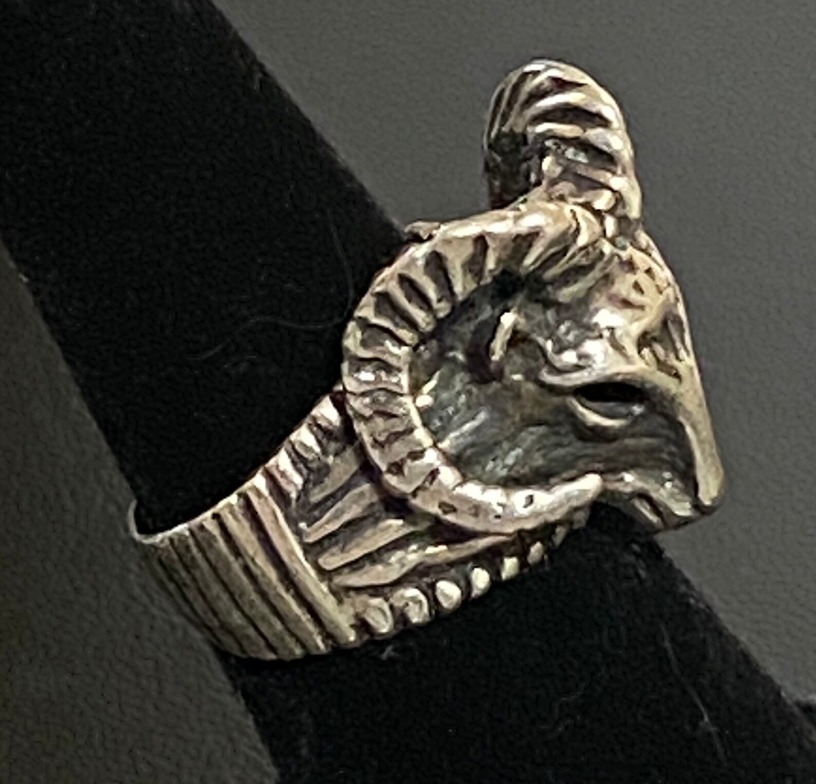 Stunning Vintage 925 Sterling Silver Rams Head Ring Greek Aries Size 6. ...