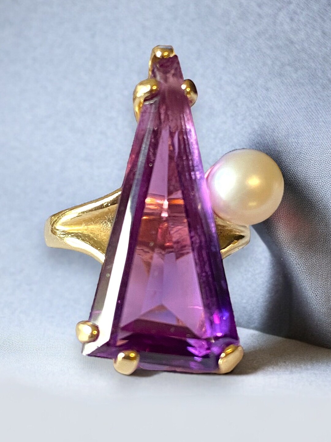 Vintage HUGE 14k Yellow Gold Triangle Cut Amethyst MOD Statement Ring ...