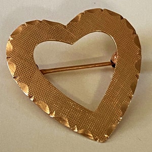 Vintage 14k Brushed Yellow Gold Heart Pin Brooch UNIQUE! - Etsy