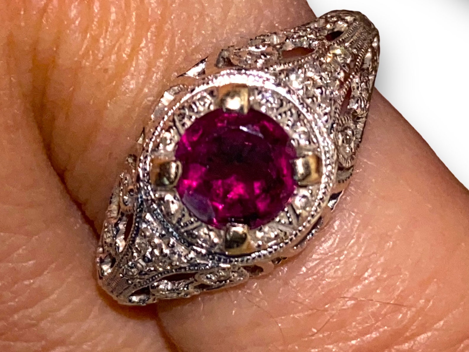 Estate 18K 750 White Gold Filigree Ruby and Diamond Ring GORGEOUS! - Etsy