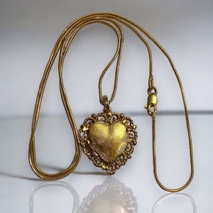 GORGEOUS Vintage 14k Yellow Gold Filagree Heart Locket Snake Chain ...