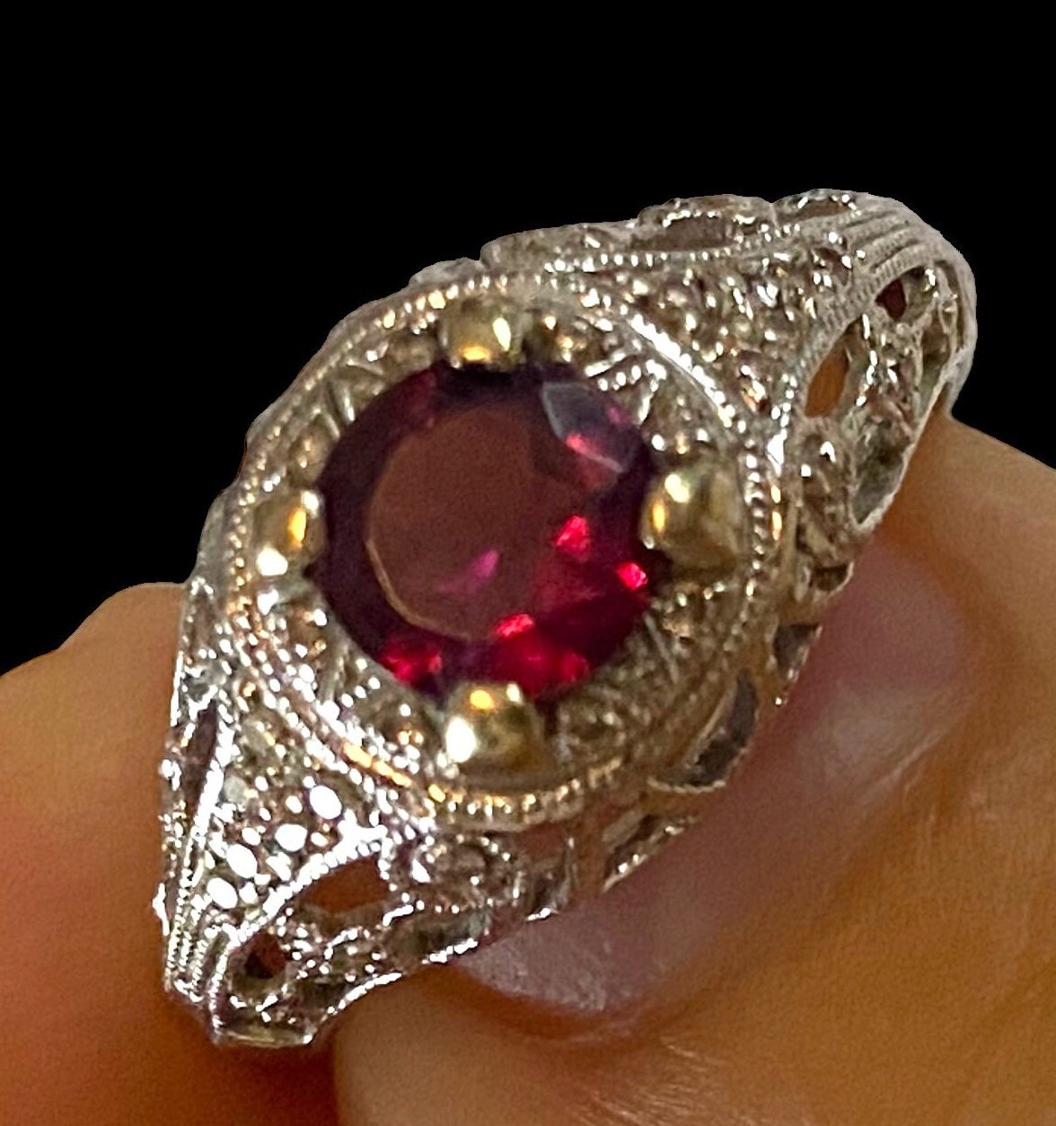 Estate 18K 750 White Gold Filigree Ruby and Diamond Ring GORGEOUS! - Etsy
