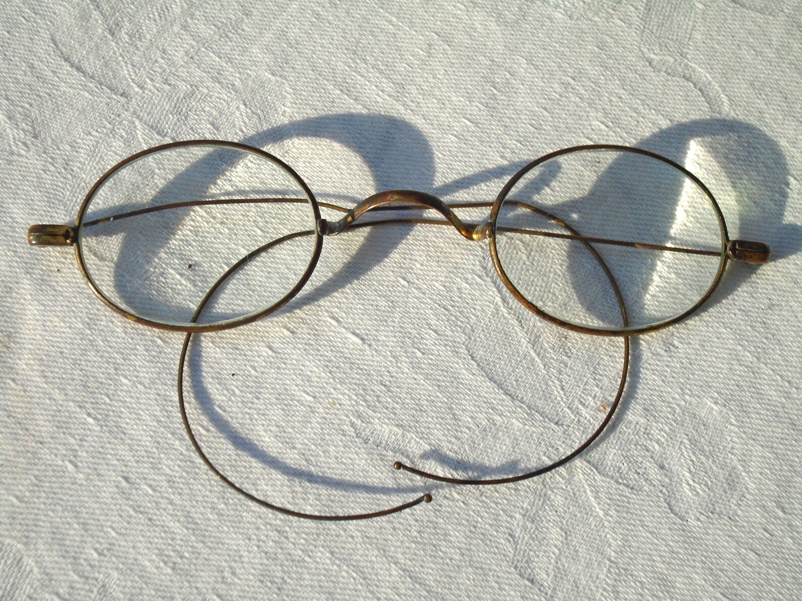 Antique Wire Frame Eyeglassesdelicate Wire, Padless Nose Bridge,tiny ...