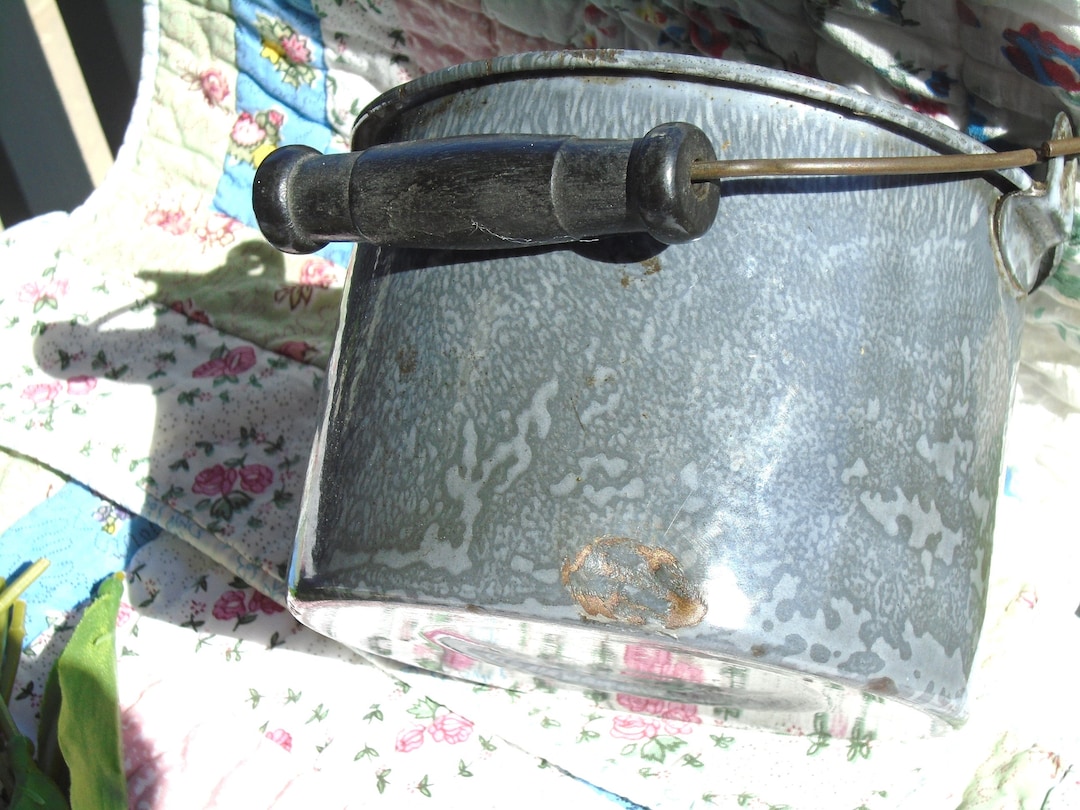 Graniteware Berry Bucket, Grey Graniteware Berry Bucket or Pail, 4.25 ...