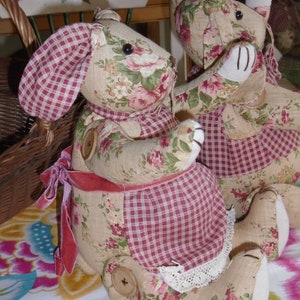 Calico Rabbits, Stuffed 15 Bunnies, 1 Bunny W/lace Trimmed Apron, 2 ...