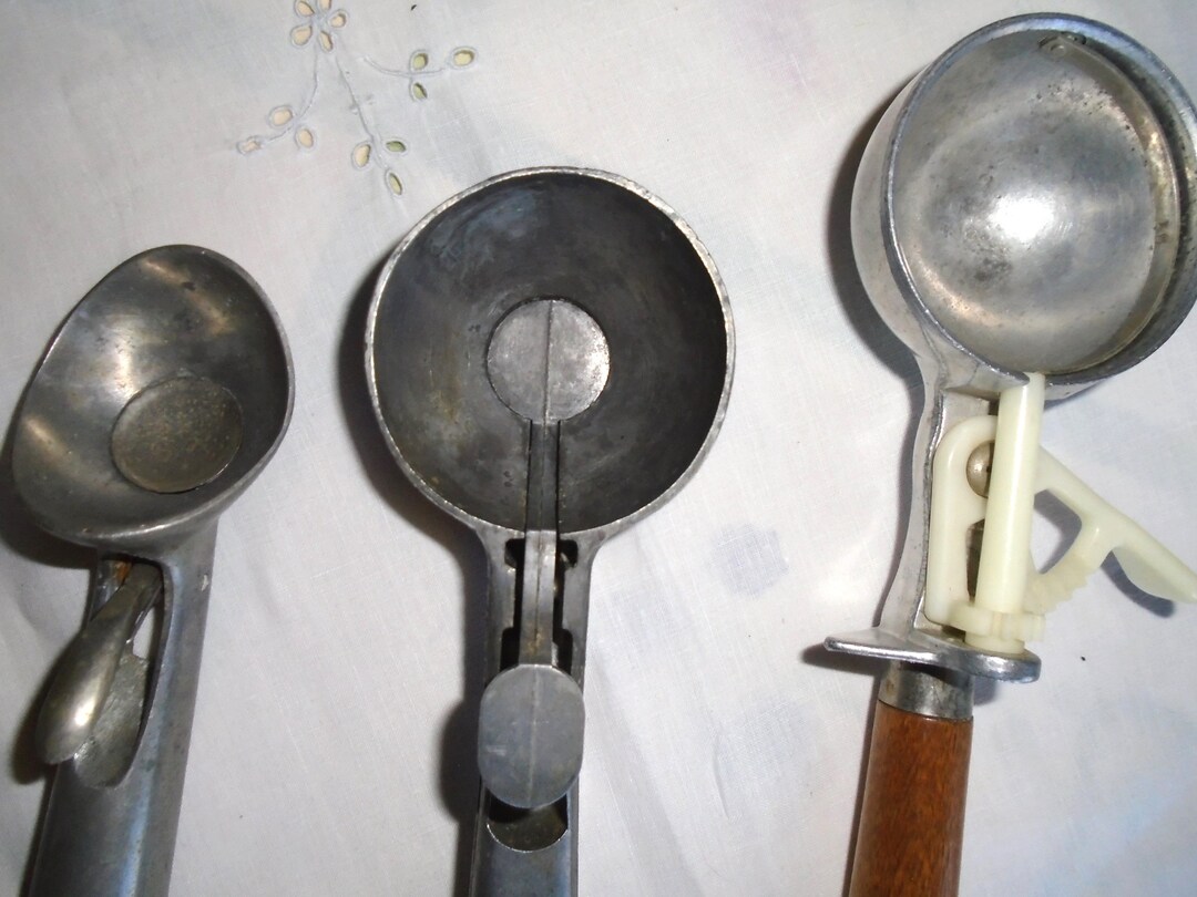 Ice Cream Scoop, Choice of 3 Different Ice Cream Scoops. Thumb Release ...
