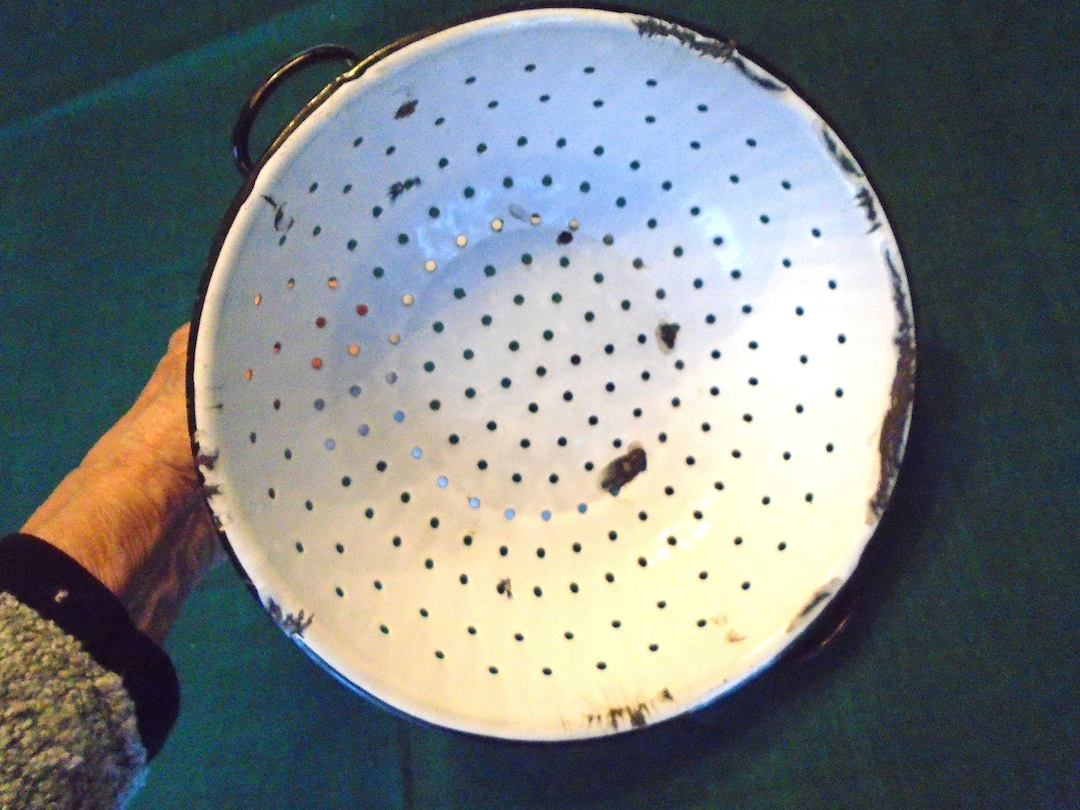 Vintage White & Black Enamel Colander Farmhouse Country Decor Kitchen ...