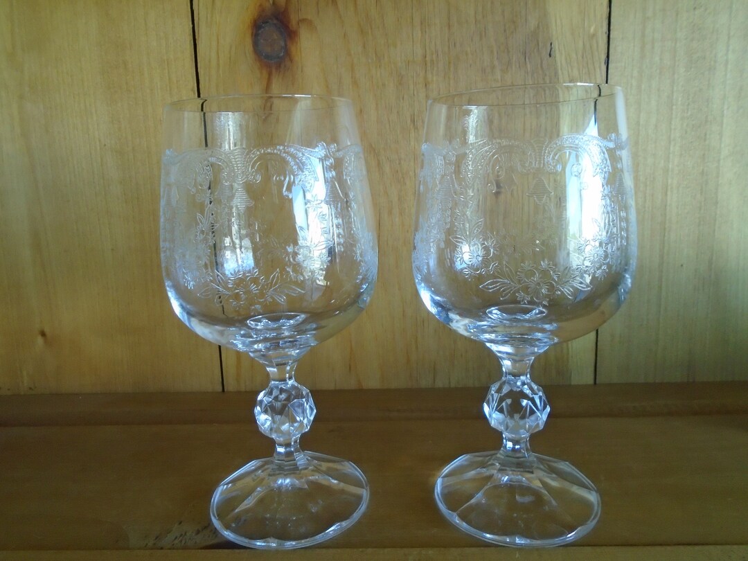 Bohemia Crystal, Cascade Pattern Etched Glass. Vintage Needle Etched ...