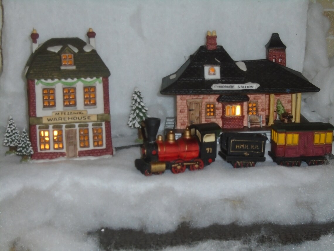 Chadbury Station Lighted Building and 3 Pc. Train. - Etsy