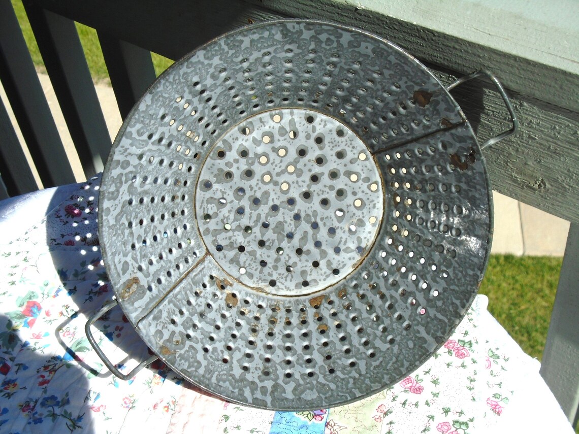 Graniteware Colander 10" Grey Enamelware Strainer 2 Handles Nice for ...