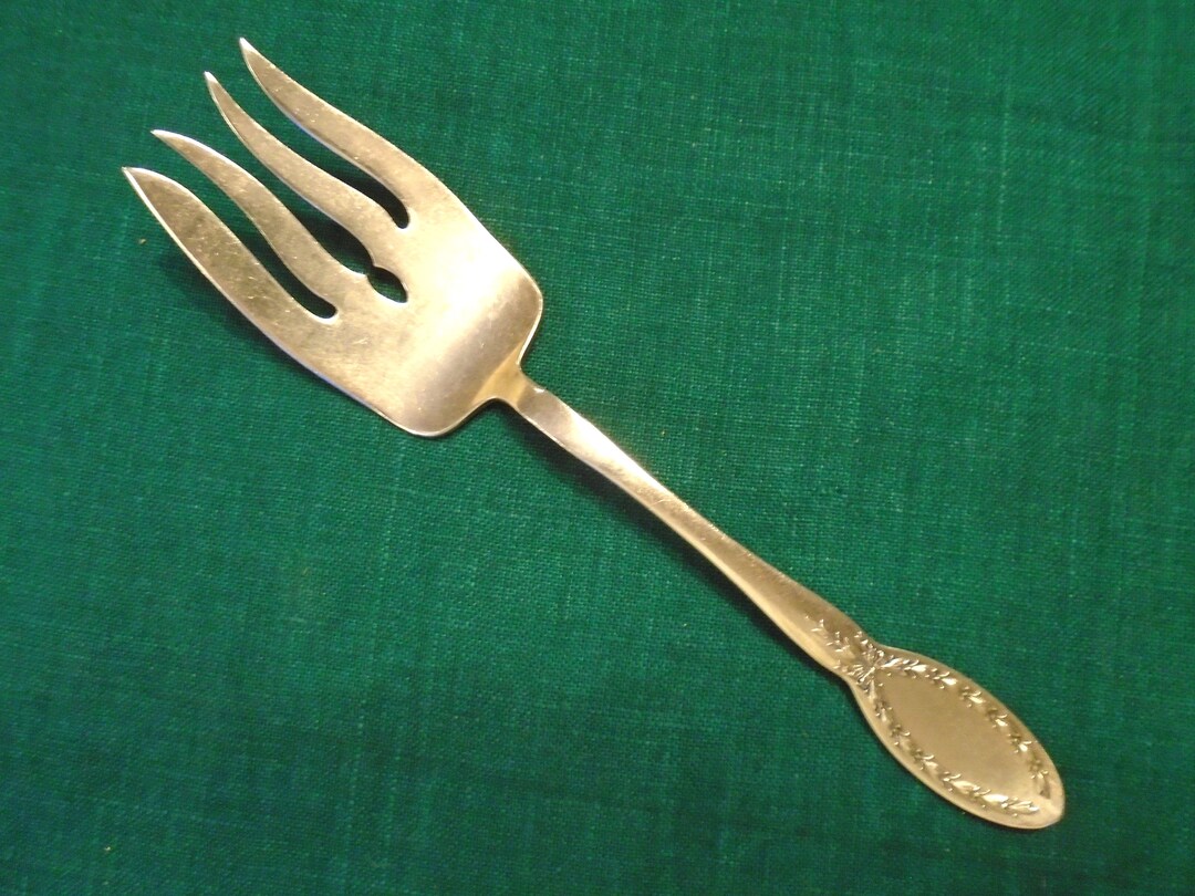 Meat Fork, Diana Pattern by Alvin. 8.5" Large Solid Meat Serving Fork ...