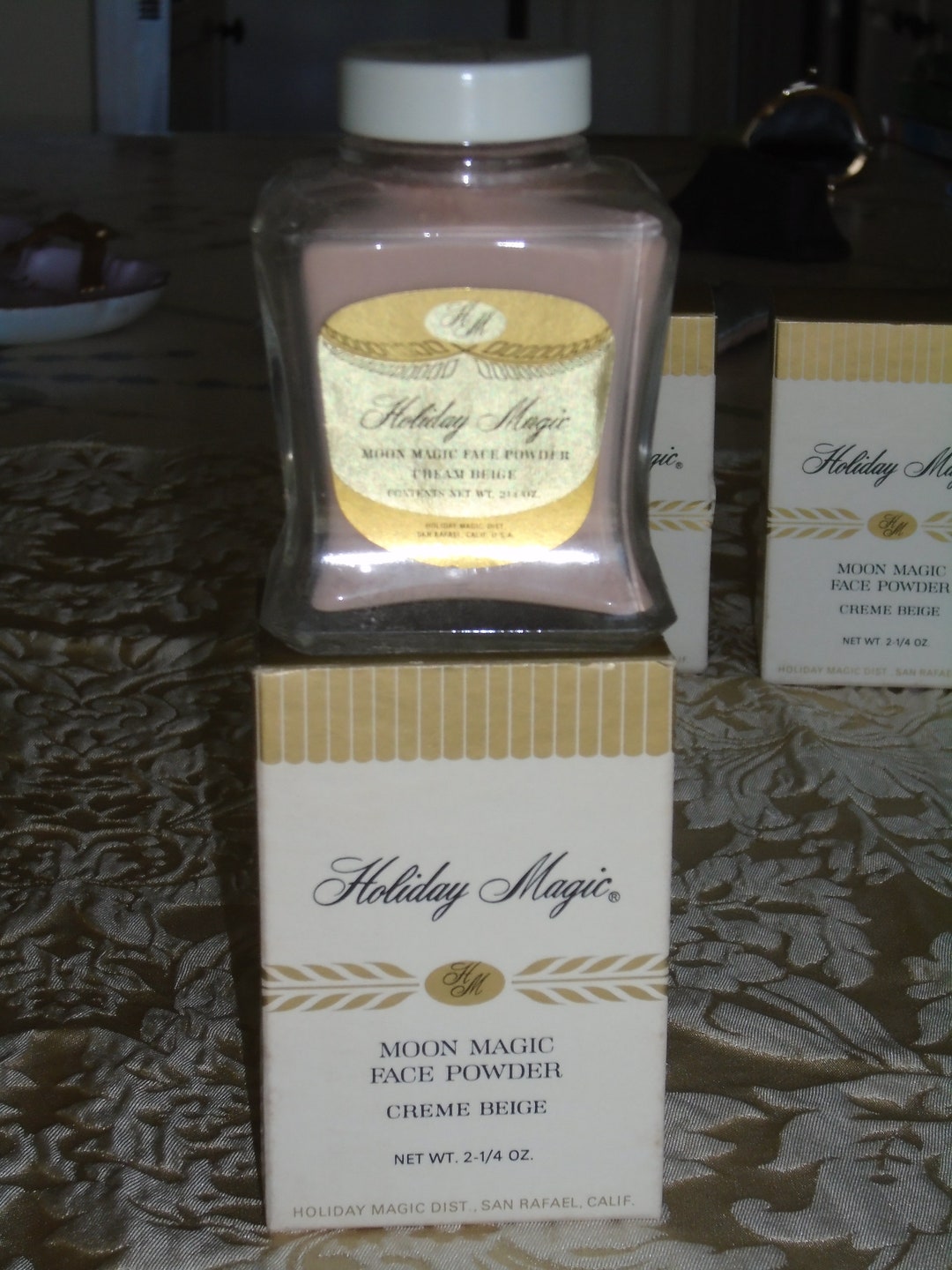 Face Powder, Holiday Magic, Moon Magic Powder, Creme Beige, 2.25 Oz ...