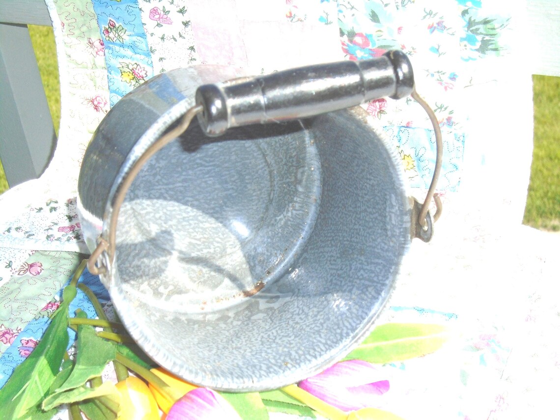Graniteware Berry Bucket, Grey Graniteware Berry Bucket or Pail, 4.25 ...