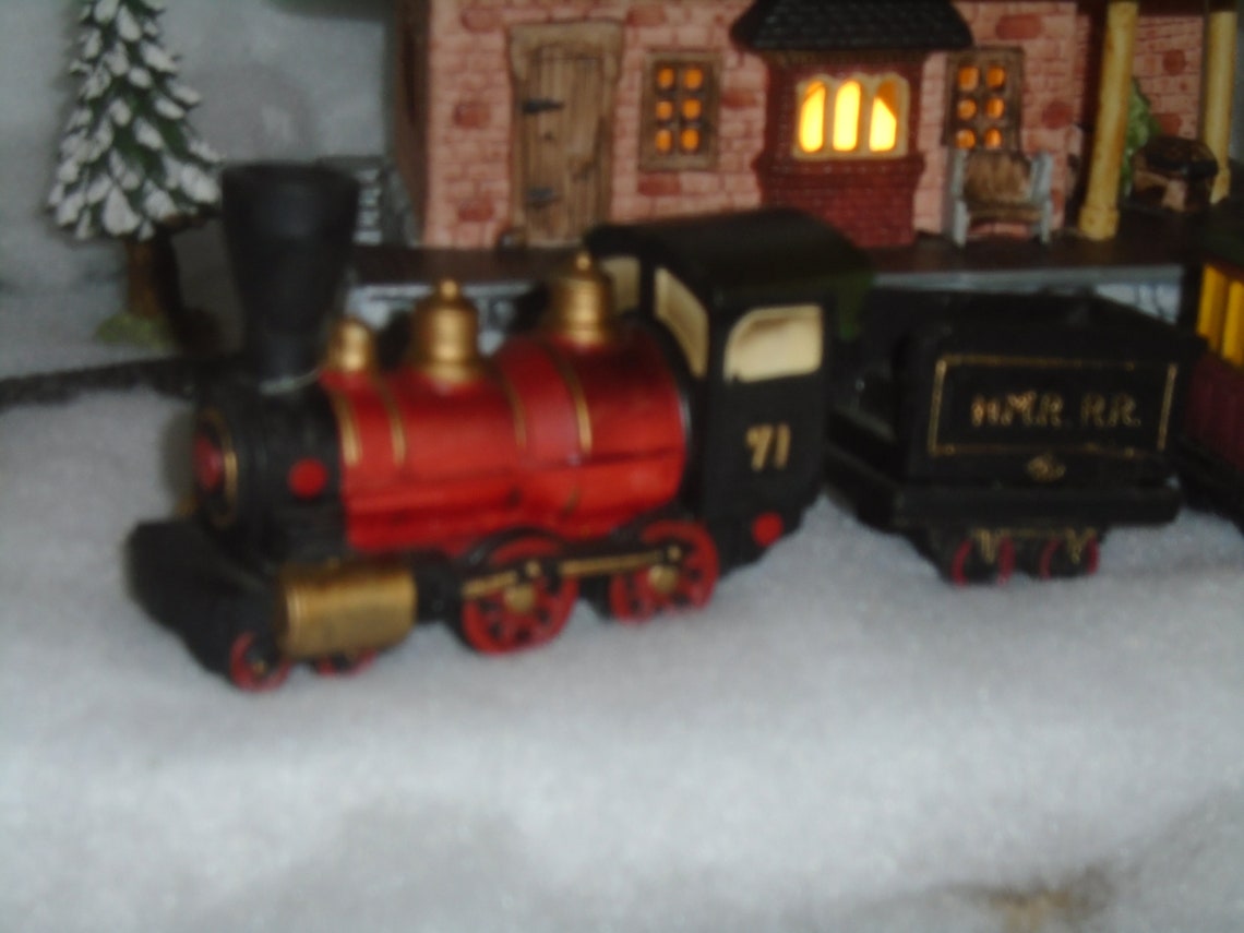 Chadbury Station Lighted Building and 3 Pc. Train. - Etsy
