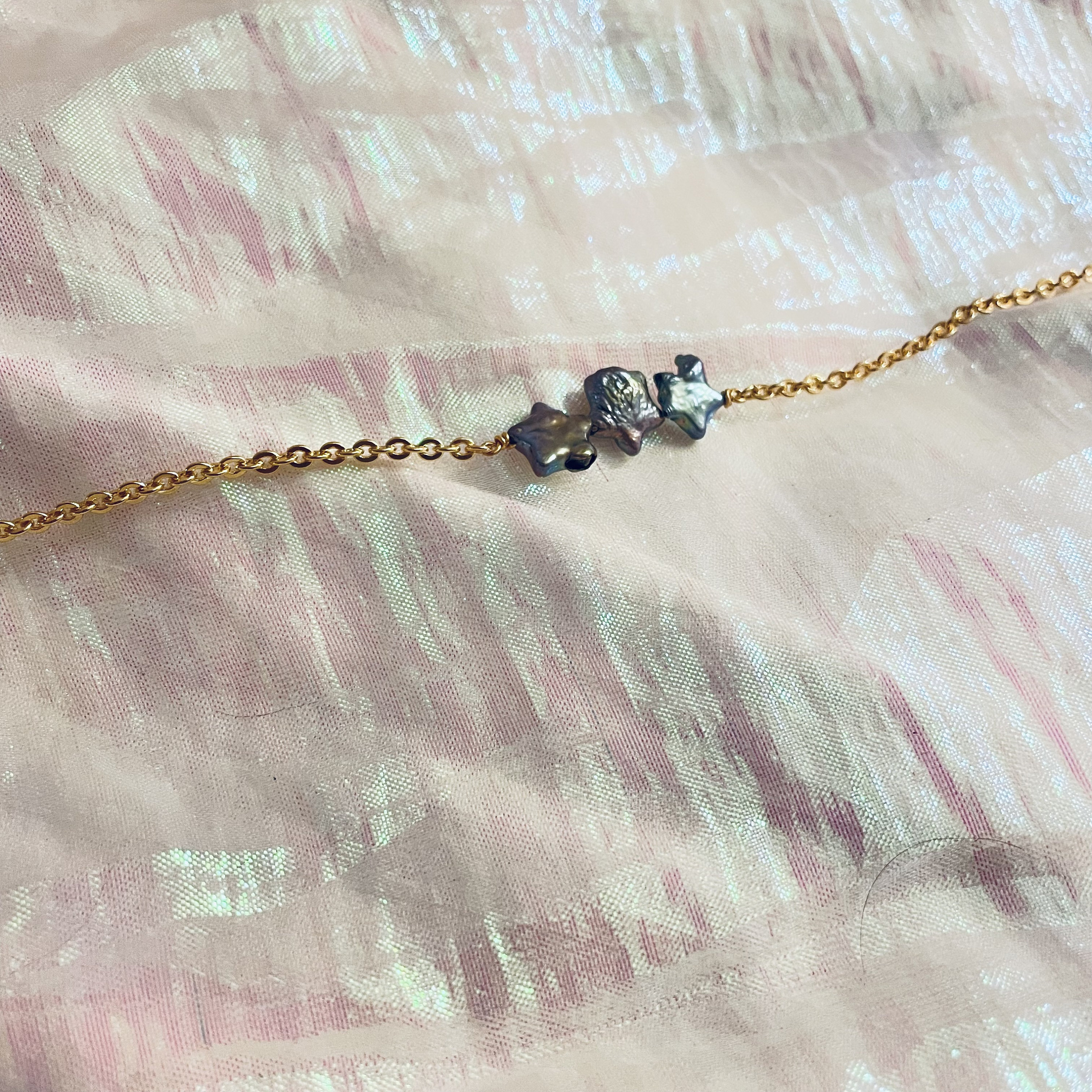 Nyx Necklace Triple Star Shaped Pearl Wire Wrapped Bar Pendant Neckalce ...