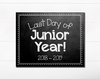 Last Day of School Sign / Junior Year / Last Day of School / | Etsy