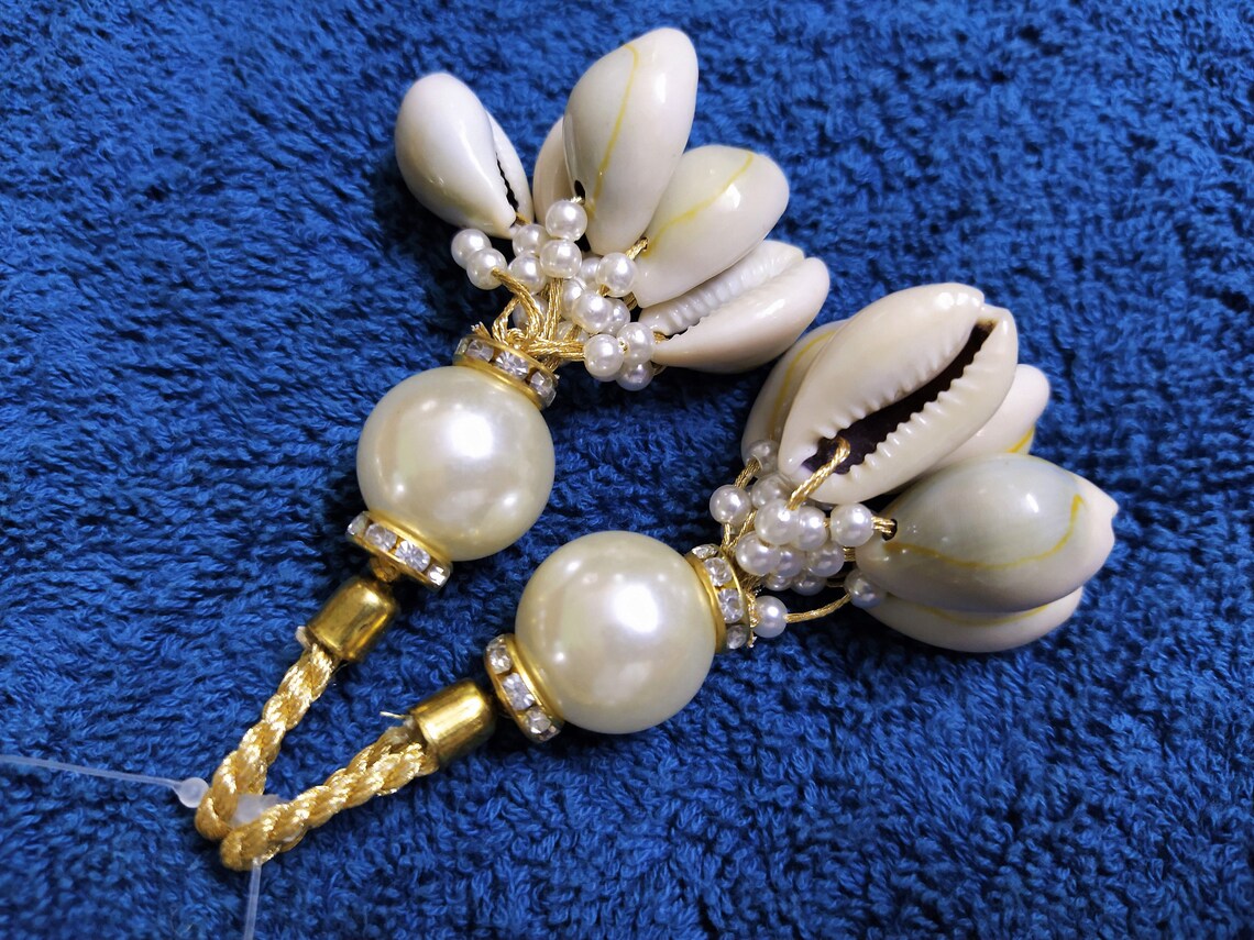 Cowry Shell Motifs, Cowry Shell Bunch Tassels, Beaded Cowrie Tassels ...