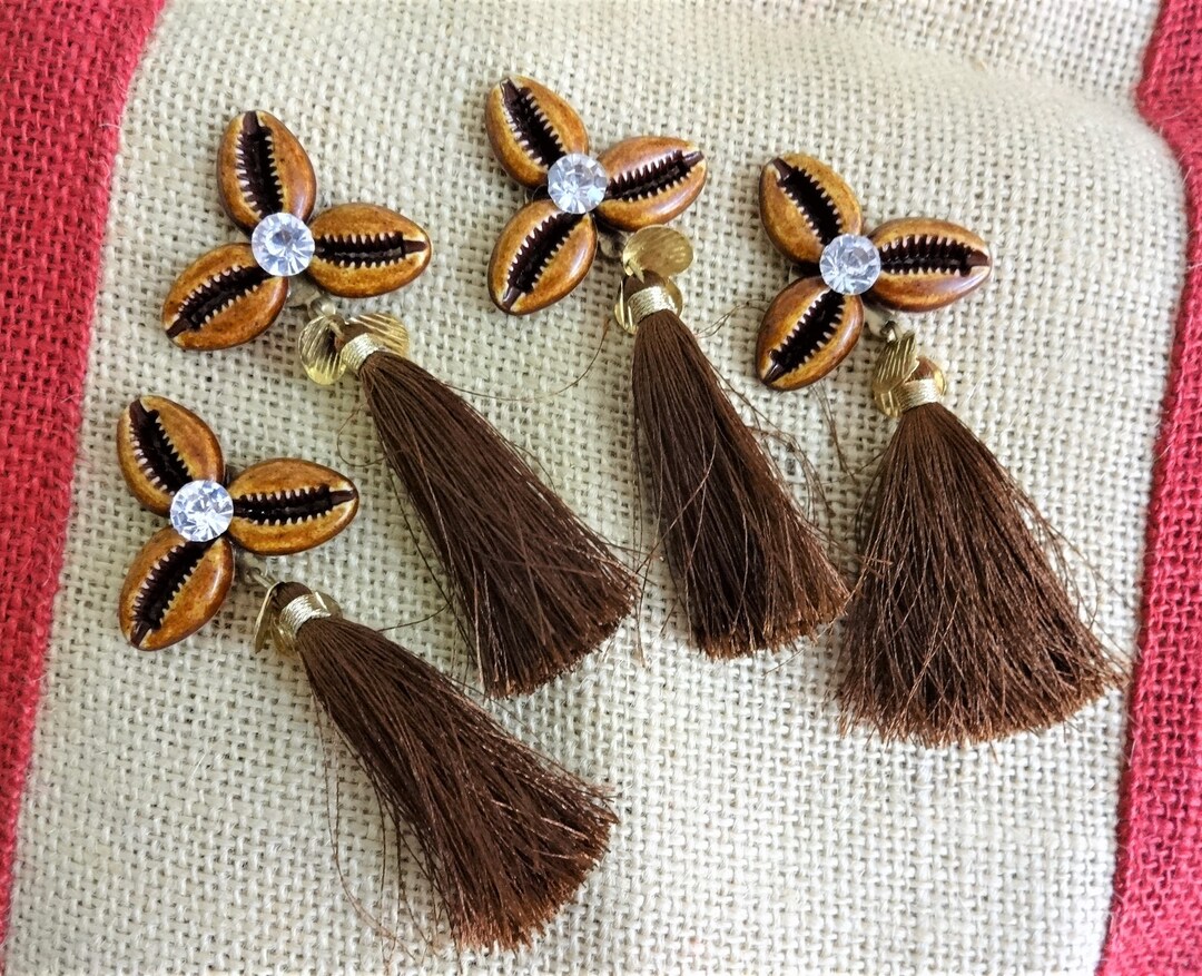 Cowrie Flowers, Cowry Shell Motifs, Cowry Shell Rosettes, Acrylic ...