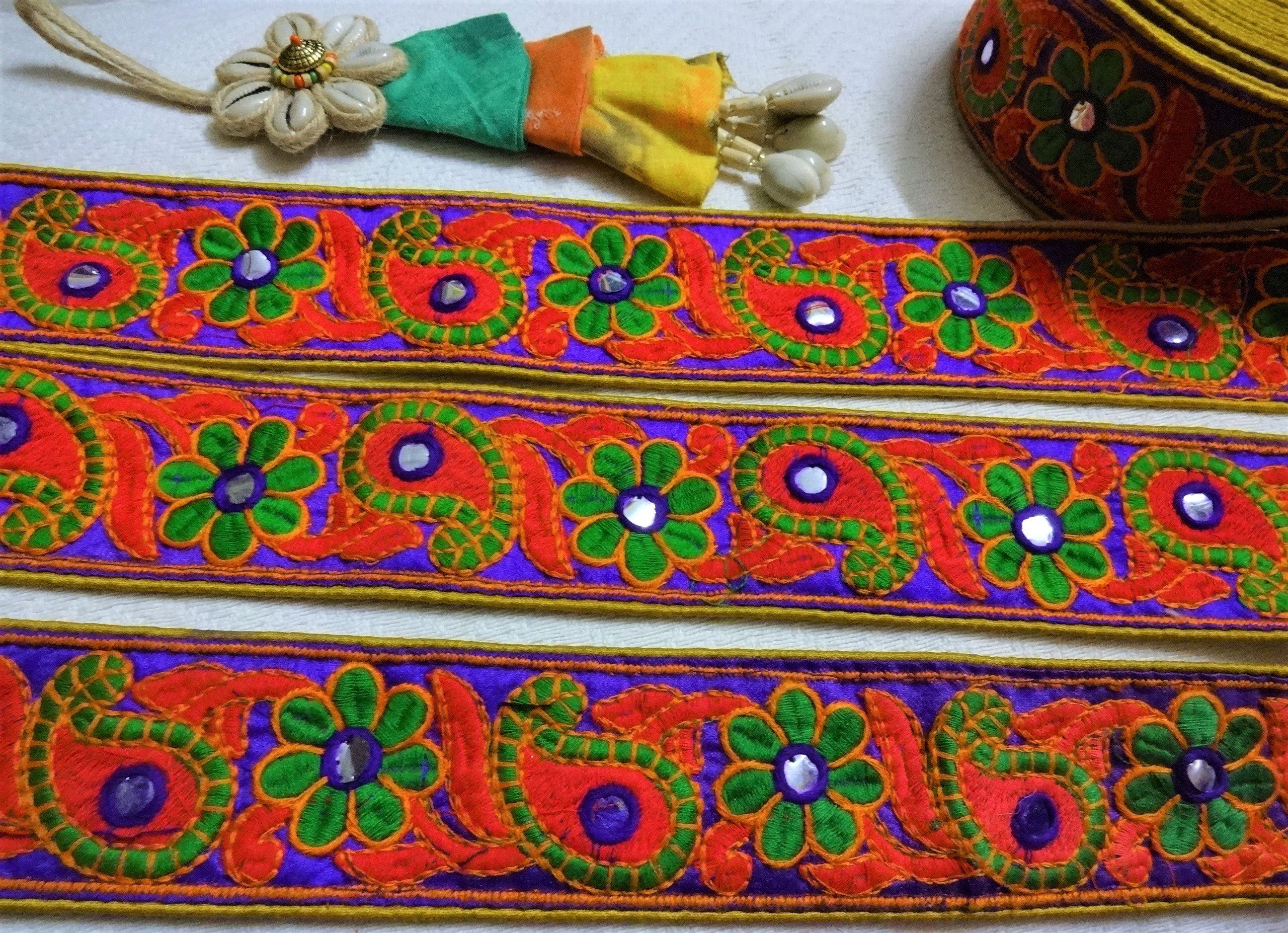 Indian Lace Embroidered Floral Craft Ribbon Sari Border Purple Red ...