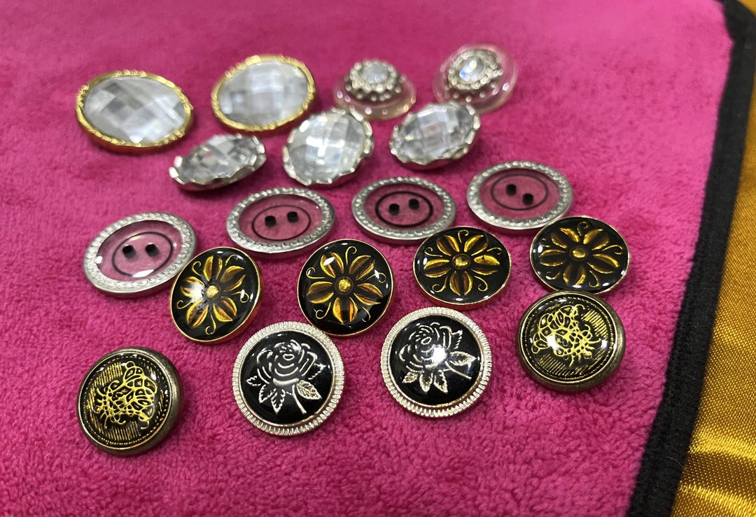 Assorted Multicolor Acrylic Buttons, Various Sizes, Indian Buttons for ...