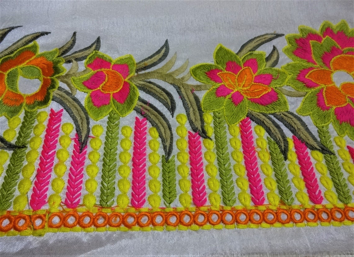 Indian Lace, Embroidered Broad Trim, Sari Border, Decorative Fabric ...